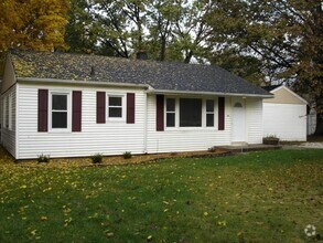 Hessel on the Park Apartments for Rent with Extra Storage - Champaign ...