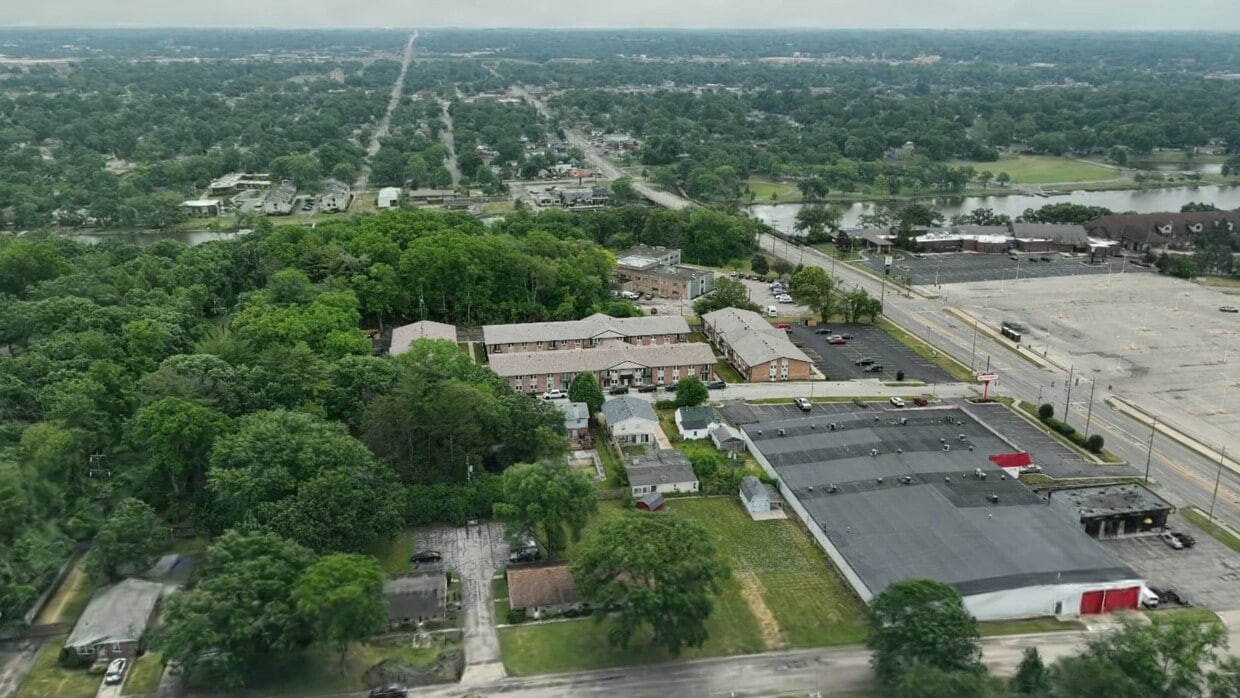 Riverside Apartments- Upcoming Open Houses! - 3701 Trilling Ave ...