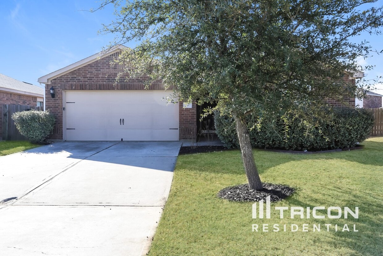 2042 Cone Flower Dr, Forney, TX 75126 | Apartments.com