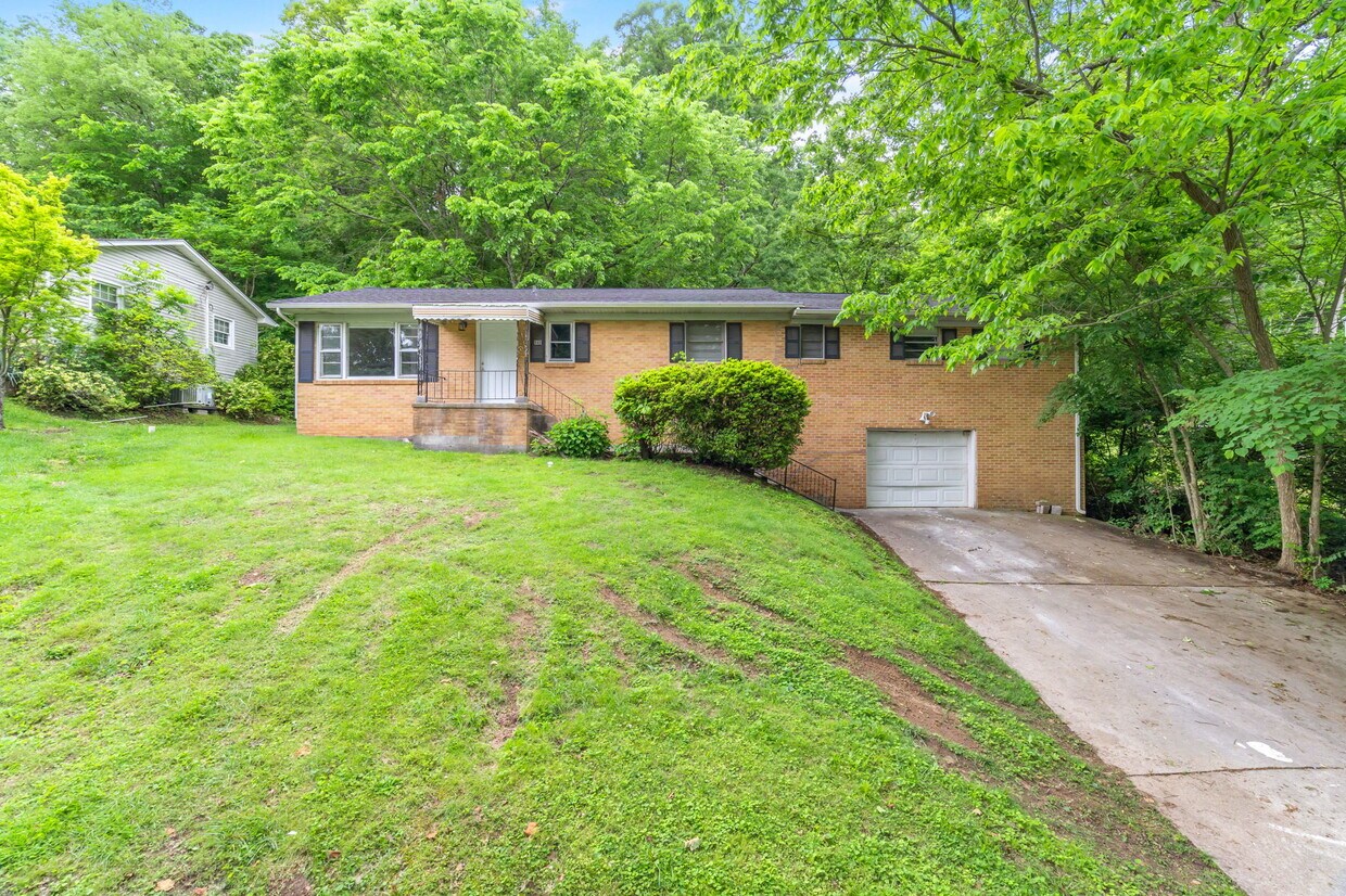 841 Farragut Ave, Knoxville, TN 37917 - House Rental in Knoxville, TN ...