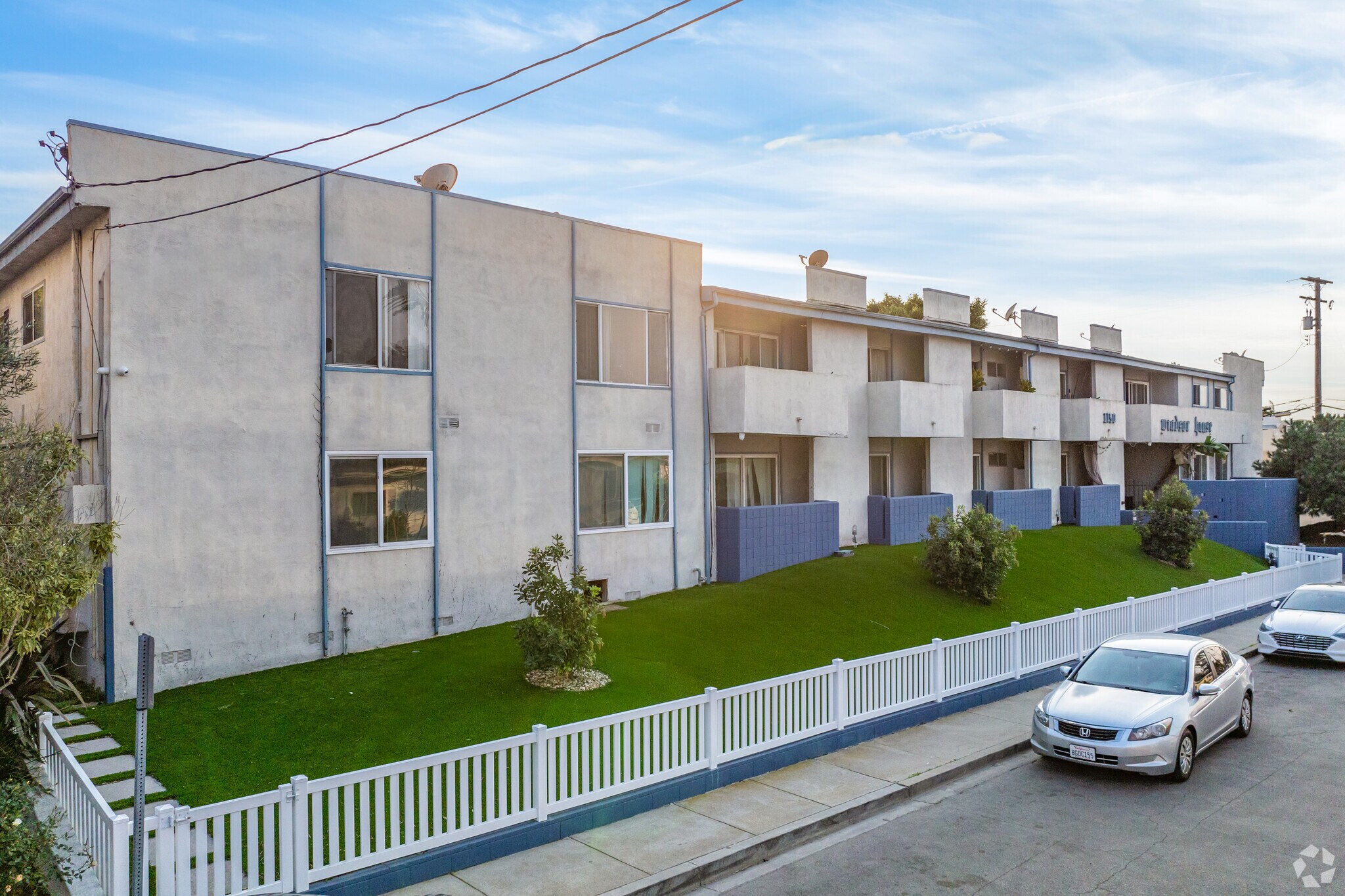 Windsor House - 1150 Tennyson St Manhattan Beach, CA 90266 | Apartments.com