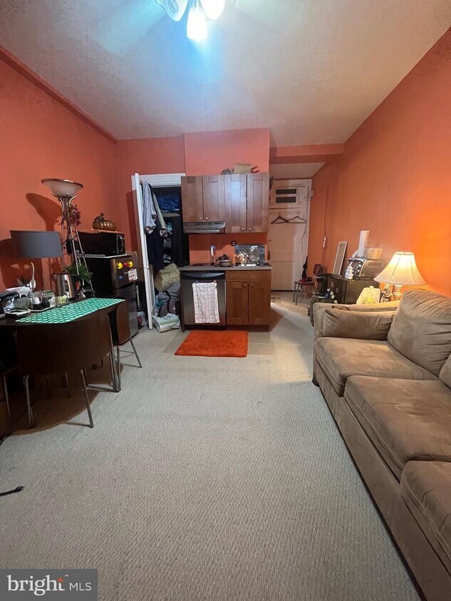 1324 Locust St Unit 421, Philadelphia, PA 19107 - Room for Rent in ...