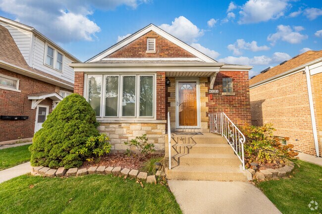 Houses For Rent in Chicago, IL - 1,290 Homes - Page 2 | Apartments.com