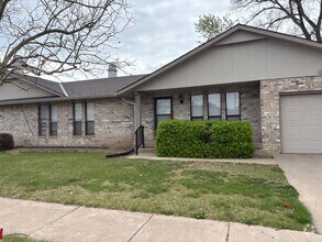 Hedgecliff Apartments under $1,500 - Wichita, KS - Updated Today ...