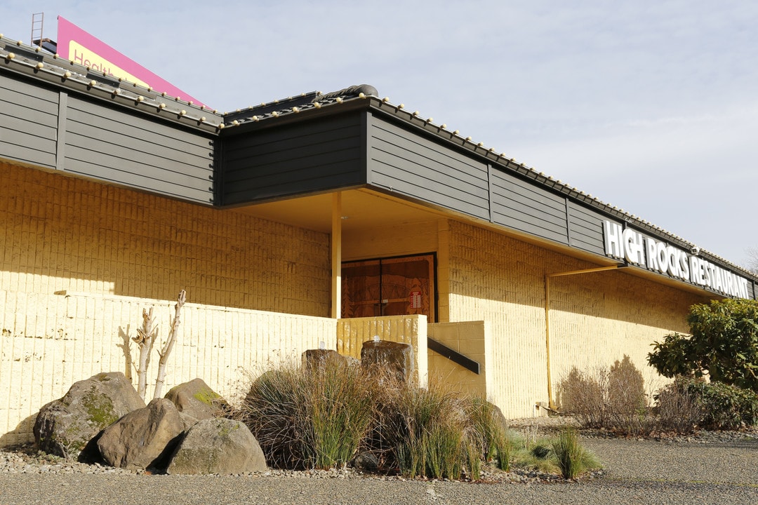 Moving to Gladstone? Cost of Living, Best Neighborhoods & What to ...