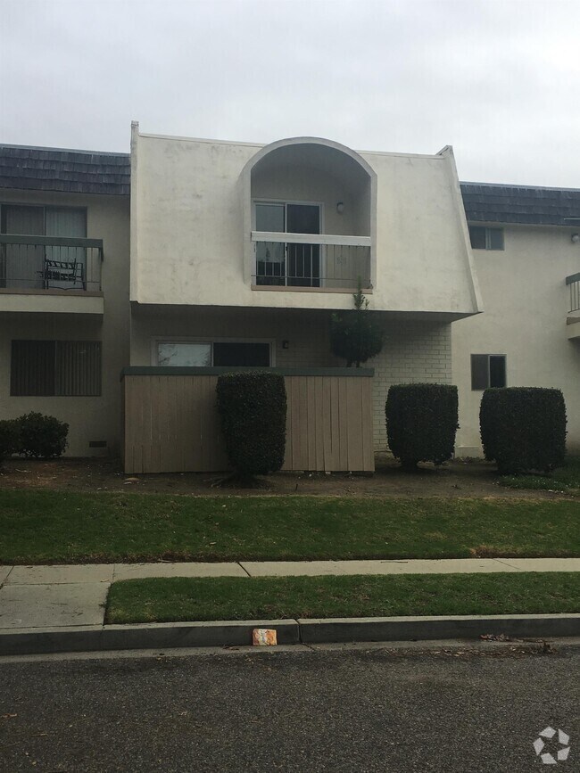 Campus View Apartments for Rent with Parking - Ventura, CA - 1 Rentals | Apartments.com