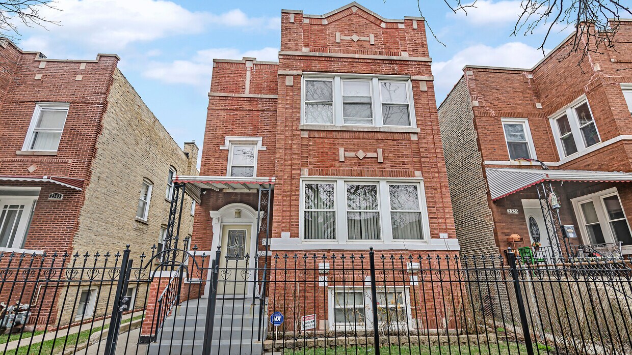 2339 N Kostner Ave Unit 2, Chicago, IL 60639 - Condo for Rent in ...