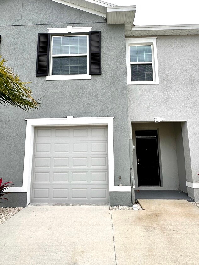 33036 Frosted Clover Way, Wesley Chapel, FL 33545 - Townhome Rentals in ...