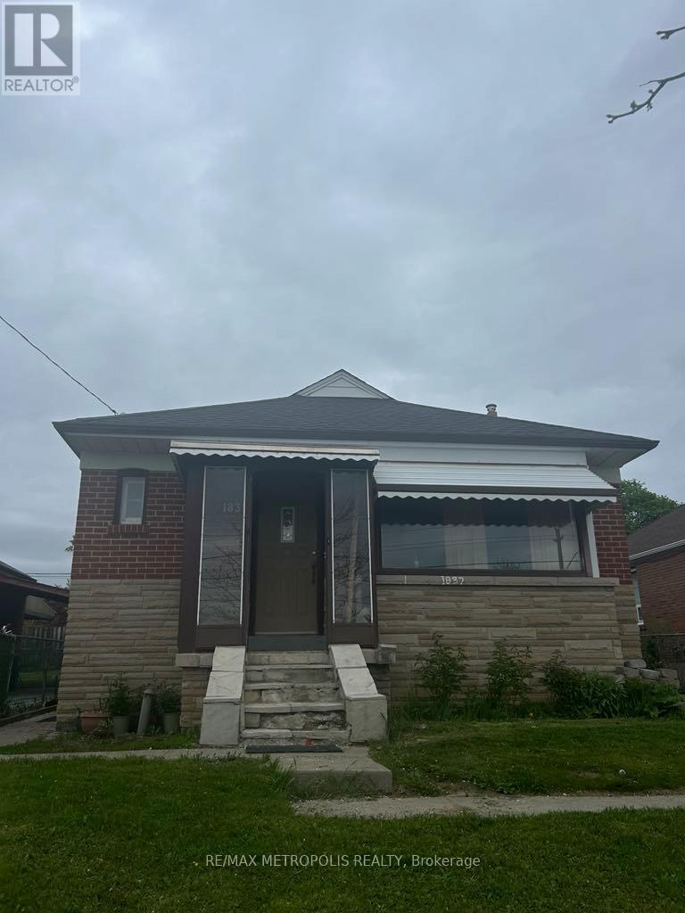 1837 Victoria Park Ave, Toronto, ON M1R 1T4 - House for Rent in Toronto ...