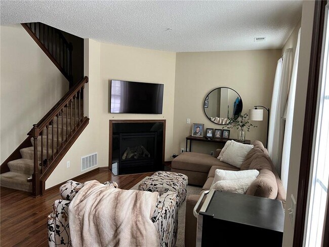 17285 72nd Ave N, Maple Grove, MN 55311 - Townhome Rentals in Maple ...