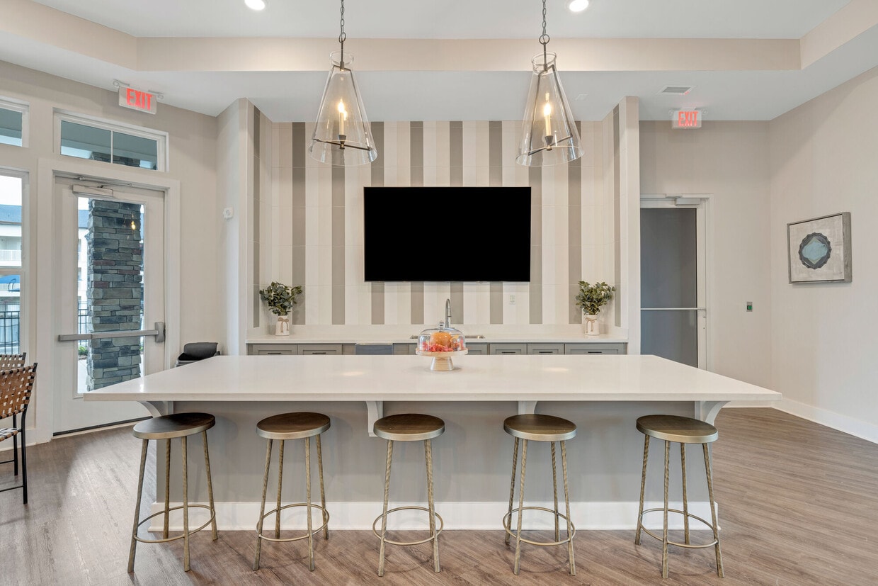 The Standard at Pinestone - 125 Pinestone Dr Travelers Rest, SC 29690 ...