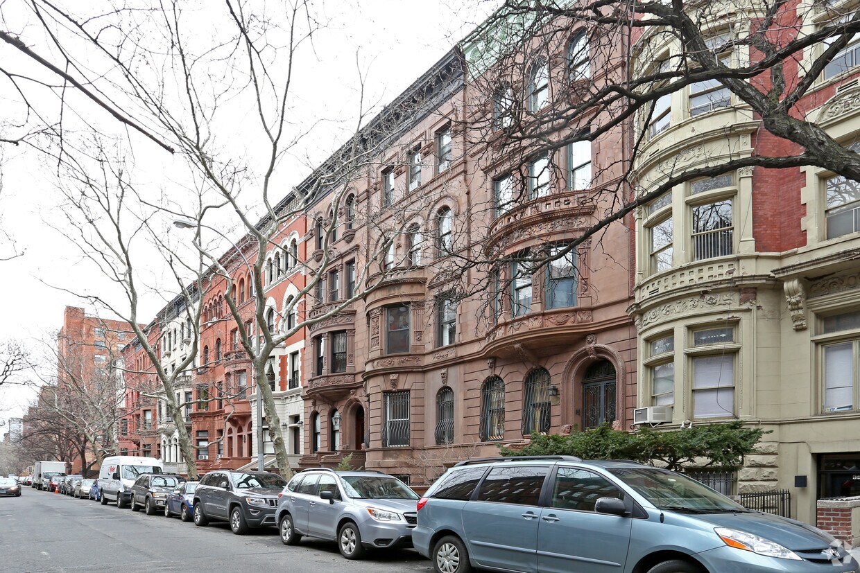 39 W 88th St, New York, NY 10024 - 39 W 88th St New York, NY 10024 | Apartments.com