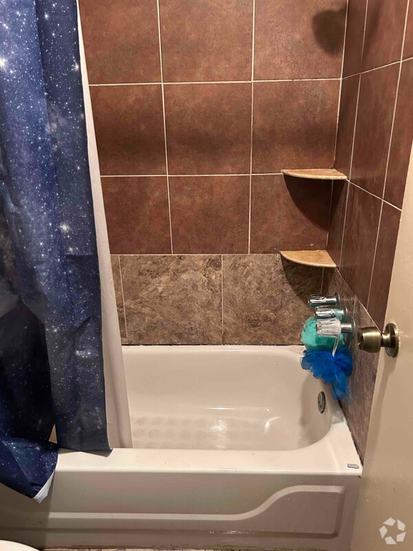 Cloverleaf Apartments for Rent with Utilities Included - Houston, TX ...