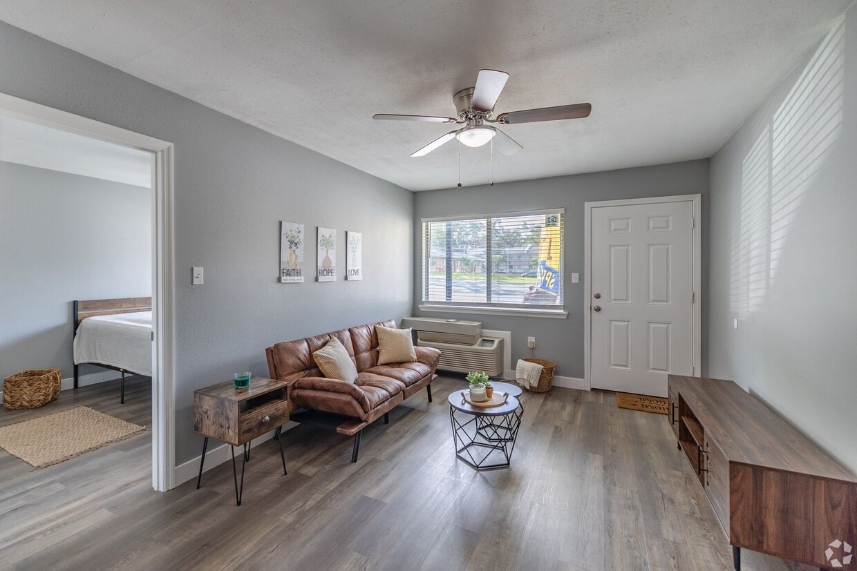 Ashton Park Apartments - 1619 Lake Ave Tallahassee, FL 32310 ...