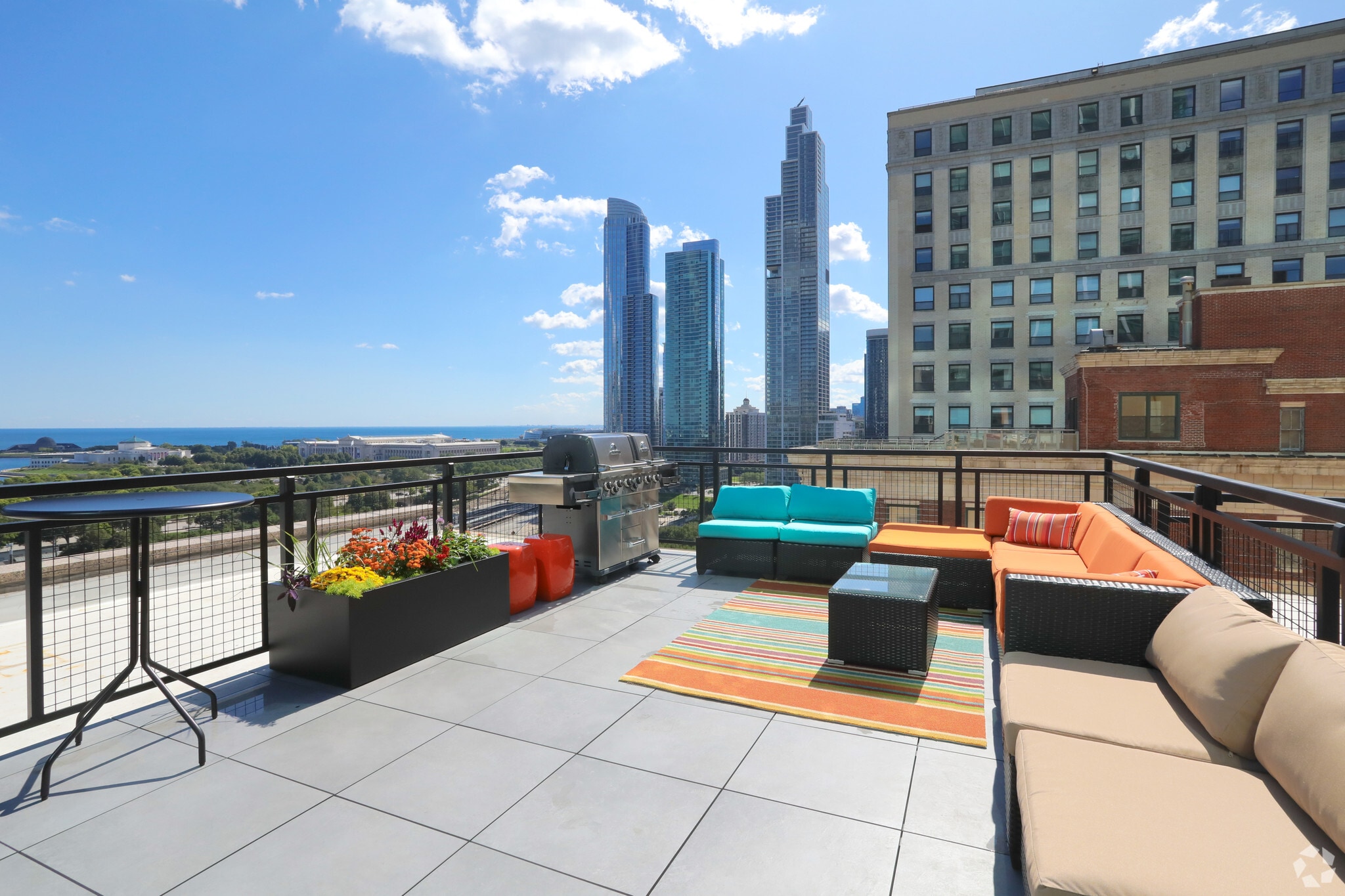 820 Michigan by 3L Living - 820 S Michigan Ave Chicago, IL 60605 ...