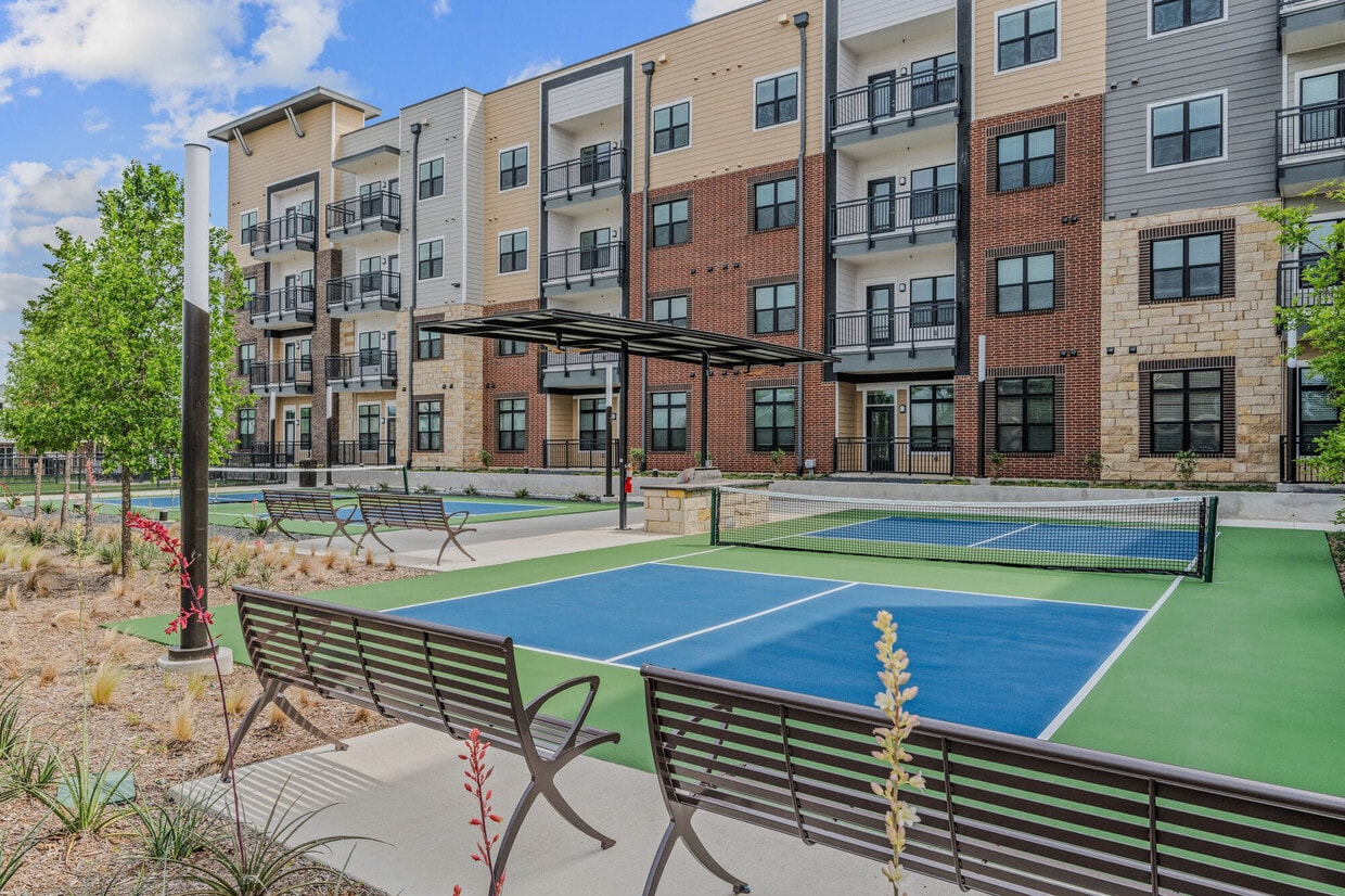 Hudson Oaks - 3345 University Dr E College Station, TX 77845 ...