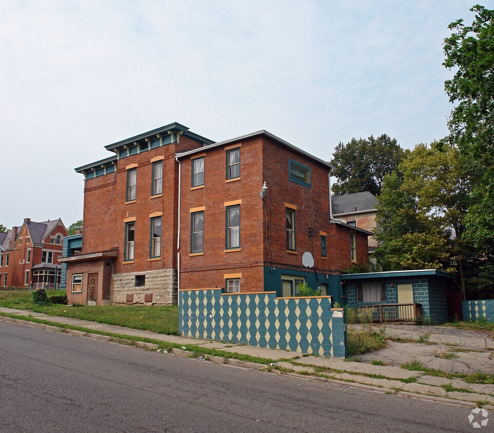 928 E High St, Springfield, OH 45505 - 928 E High St Springfield, OH ...