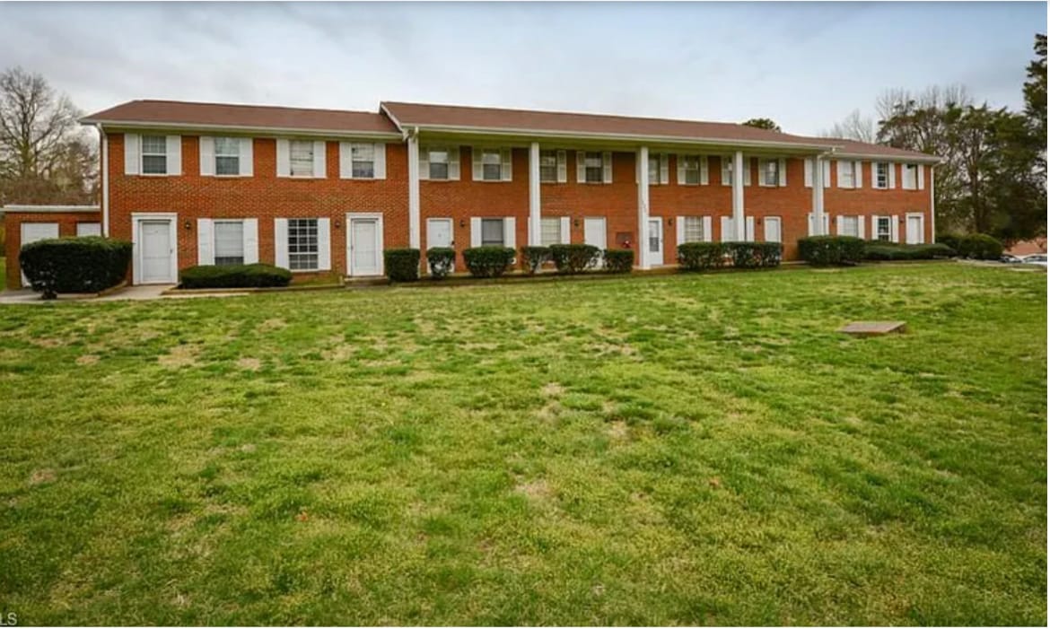 1307 W Meadowview Rd, Greensboro, NC 27403 - Townhome Rentals in ...