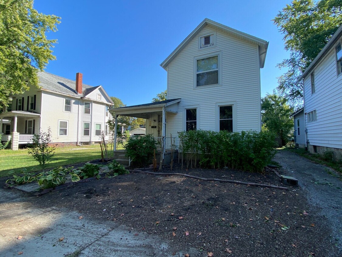 206 S Glenwood Ave, Springfield, IL 62704 - House Rental in Springfield ...
