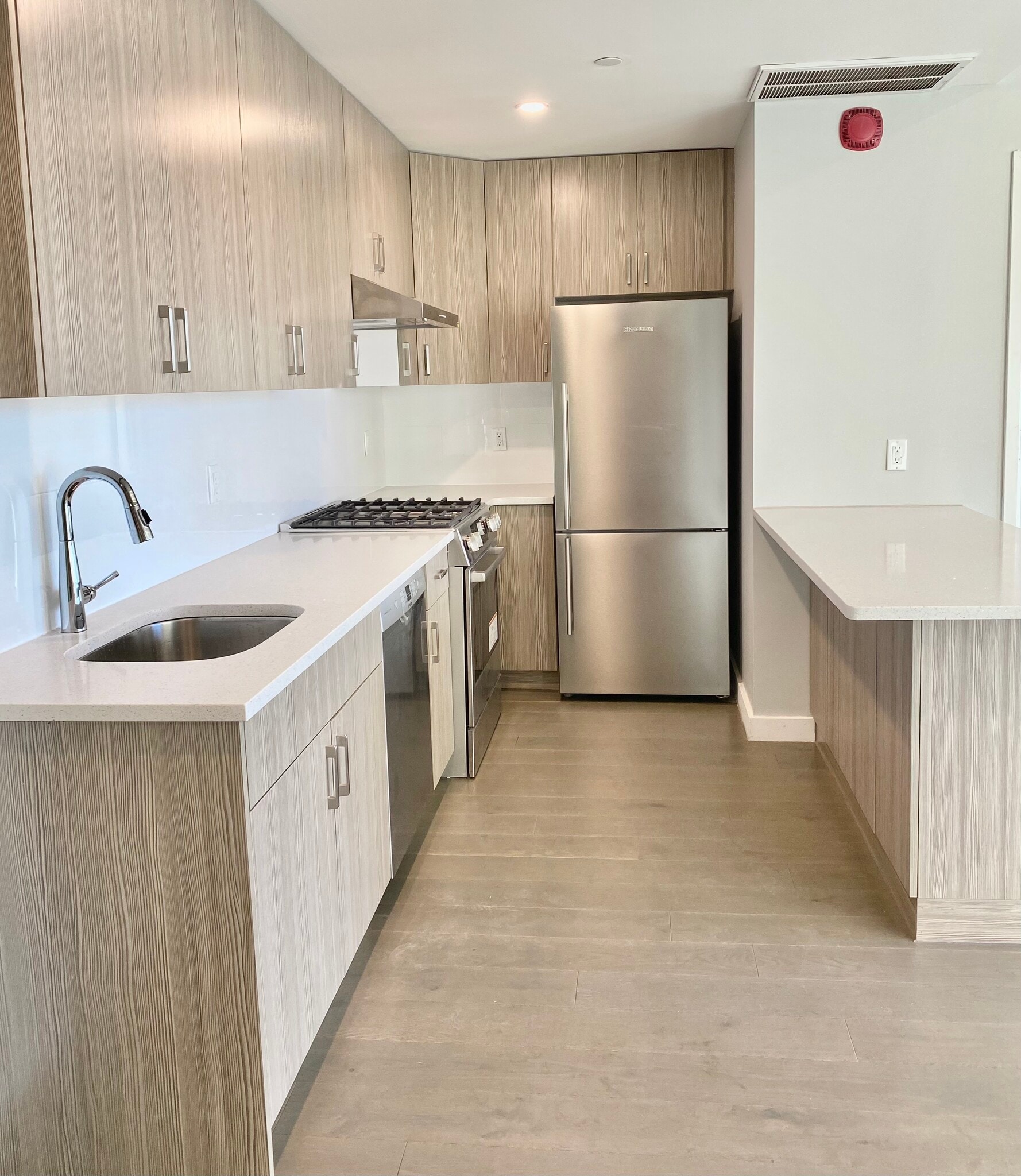 8808 Justice Ave, Elmhurst, NY 11373 - Condo for Rent in Elmhurst, NY ...