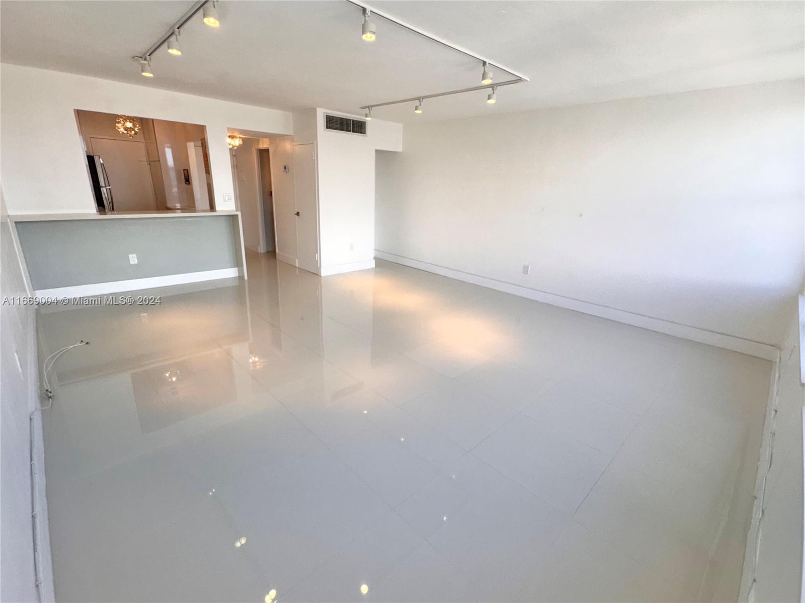 2899 Collins Ave Unit 904, Miami Beach, FL 33140 - Condo for Rent in ...