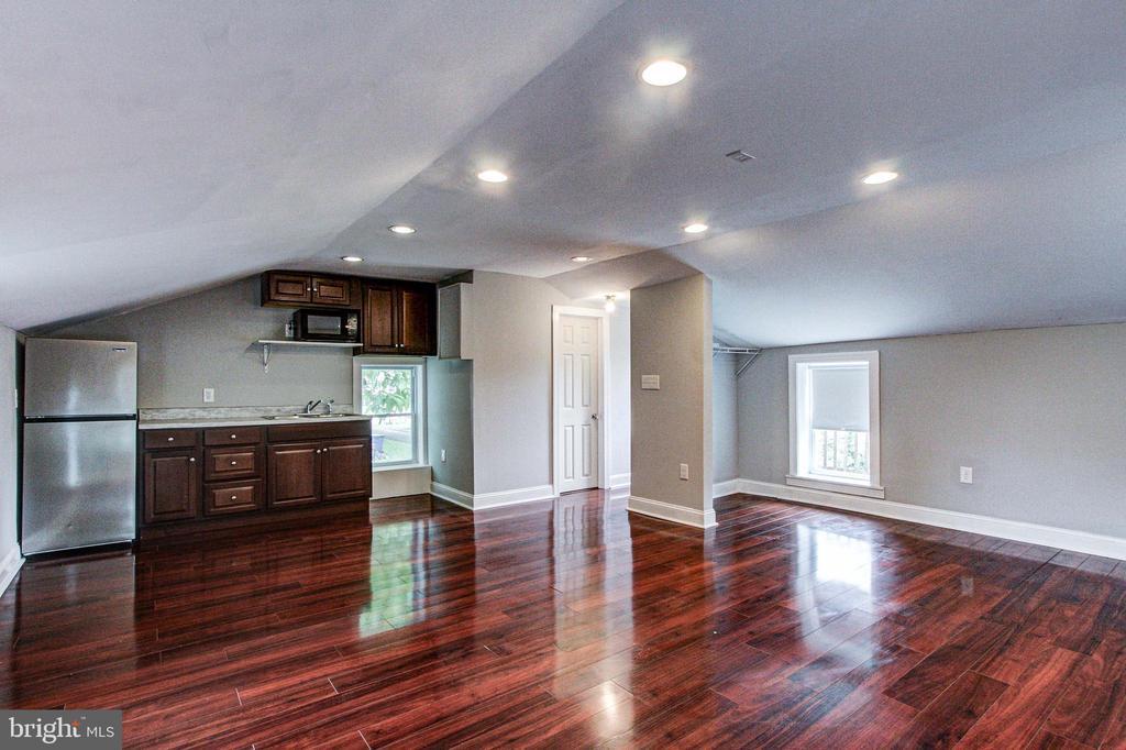 590 Township Line Rd, PENLLYN, PA 19422 - House Rental in PENLLYN, PA ...