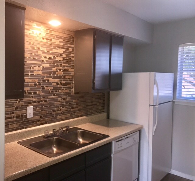 The Heights at Post Oak AVAILABLE APARTMENTS! Rentals - Houston, TX ...