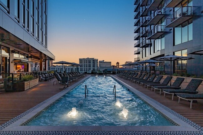 Fallyn - 110 19th Ave S Nashville, TN - Apartments for Rent in ...