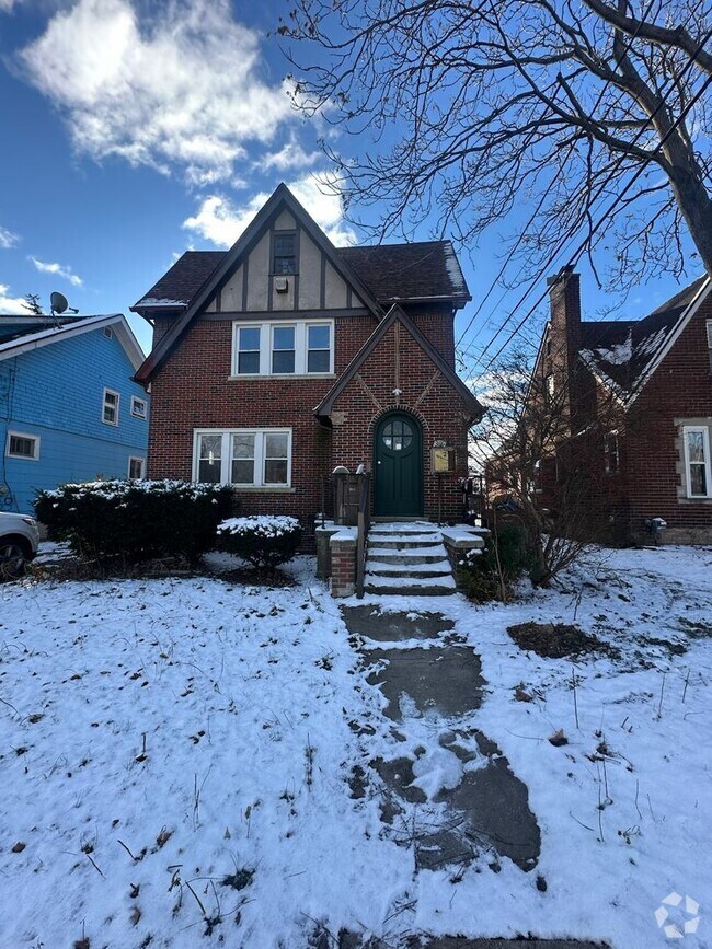 Stonegate Pointe Apartments for Rent - Pontiac, MI - 3 Rentals ...