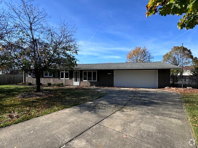 Pinewood Acres Laurel Hill Apartments for Rent with Hardwood Floors ...