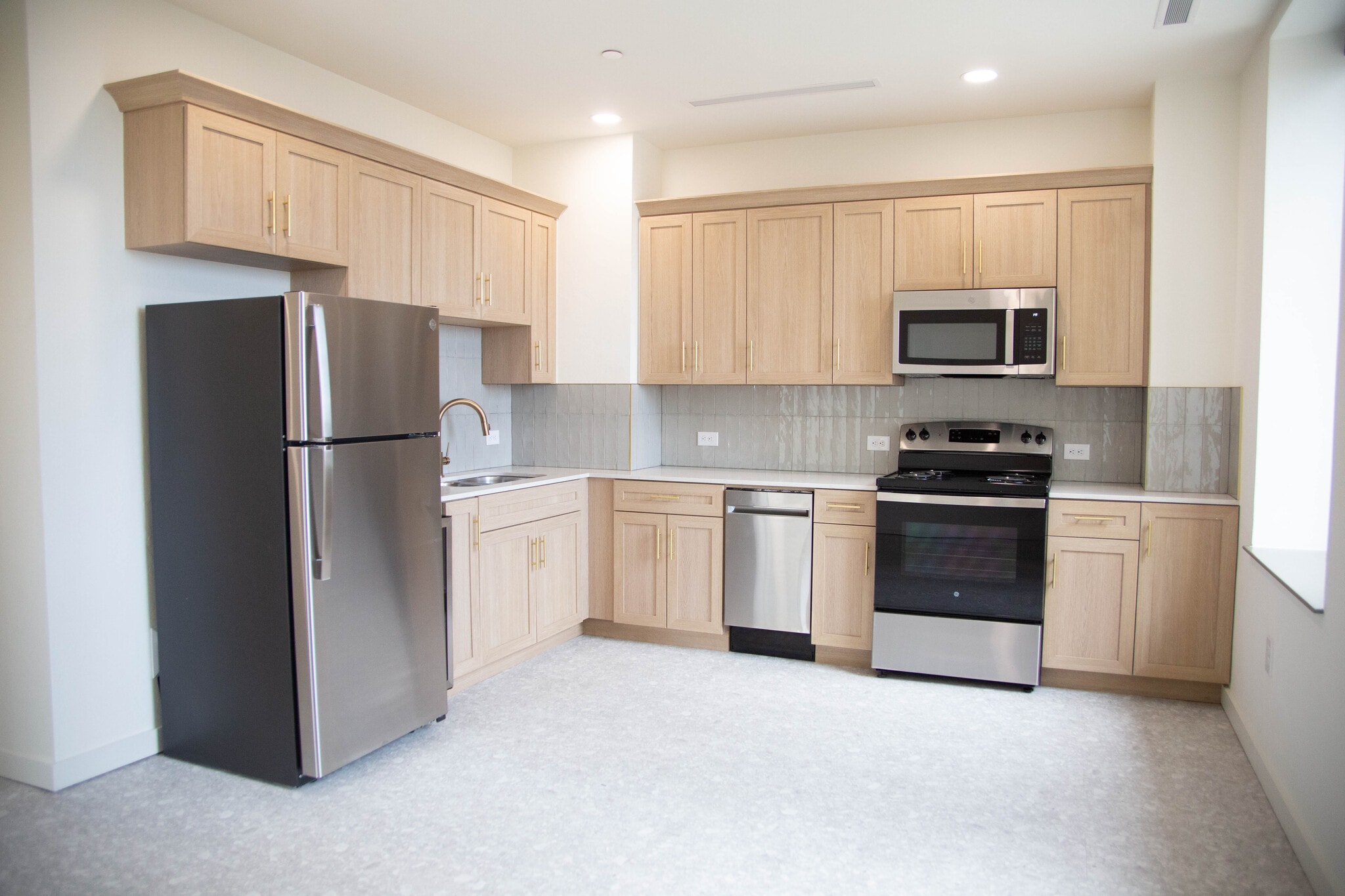 The Harlow - 101 N Broadway Ave Oklahoma City, OK 73102 | Apartments.com