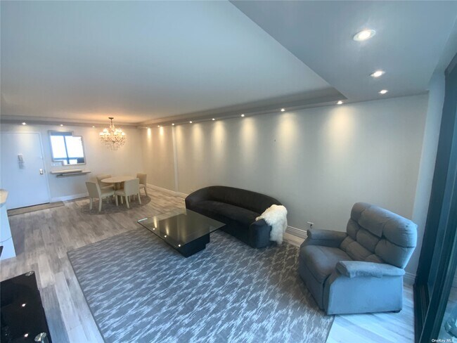 26910 Grand Central Pkwy Unit 28A, Queens, NY 11005 - Condo for Rent in ...