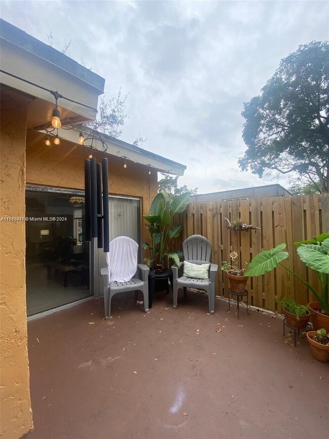 7351 W Sunrise Blvd, Plantation, FL 33313 - Townhome Rentals in ...