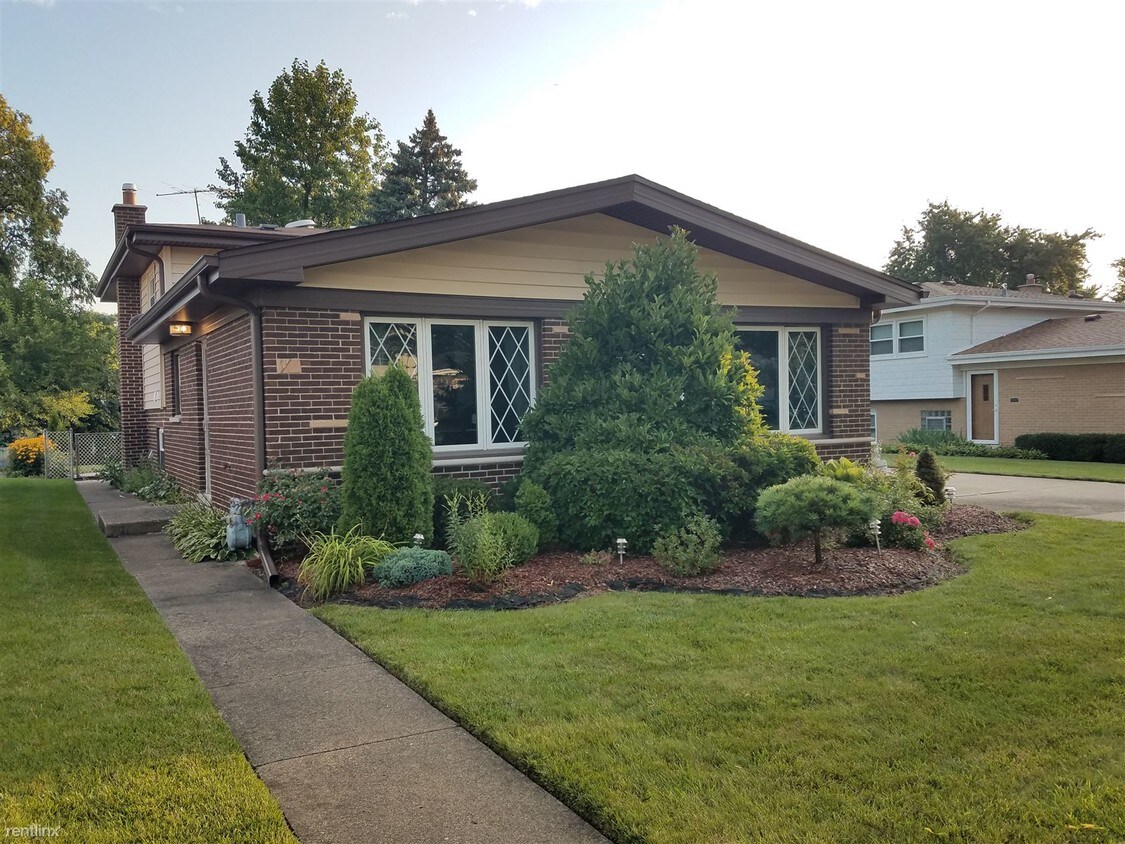 1206 W Sunset Rd, Mount Prospect, IL 60056 - House Rental in Mount ...