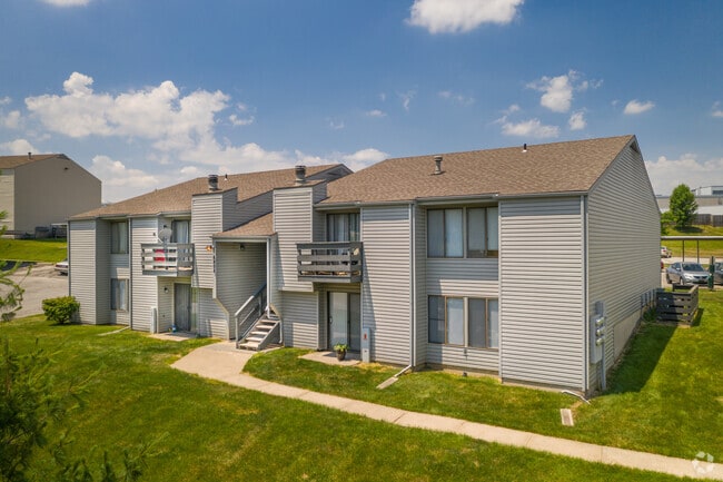 Robin Hill Apartments - Apartments in Kansas City, MO | Apartments.com