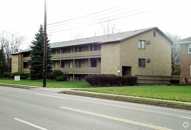 Ellet Complex Apartments - Akron, OH | Apartments.com