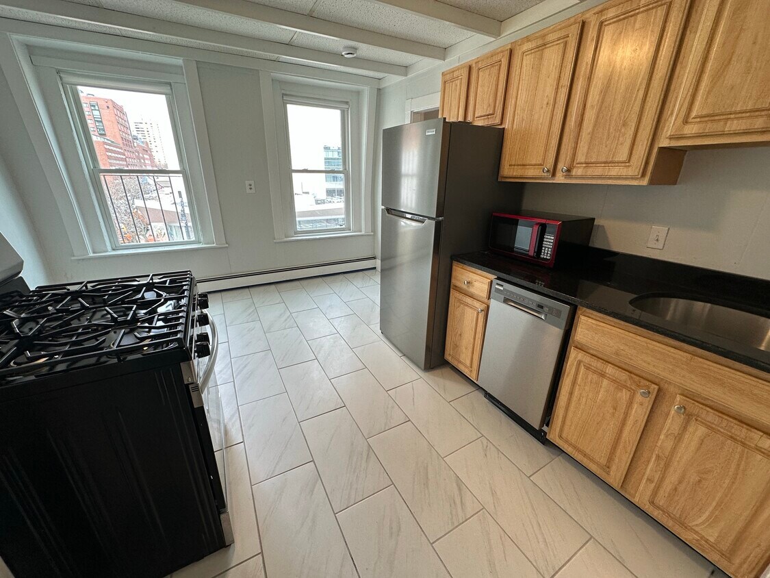 238 Cambridge St, Boston, MA 02114 - 238 Cambridge St Boston, MA 02114 ...