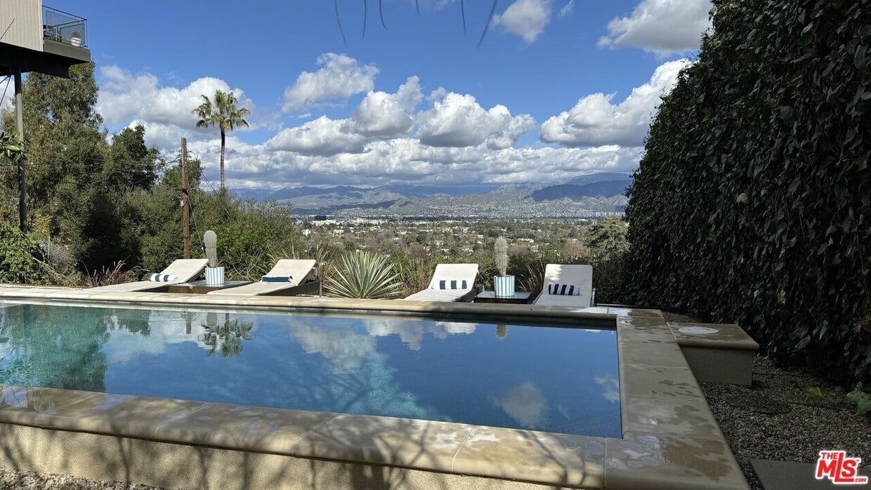 11661 Laurelwood Dr, Los Angeles, CA 91604 - House Rental in Los Angeles, CA | Apartments.com