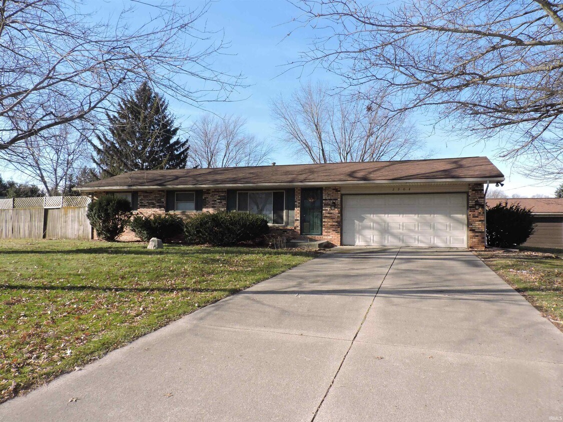2904 Sharon St, Winona Lake, IN 46590 - House Rental in Winona Lake, IN ...
