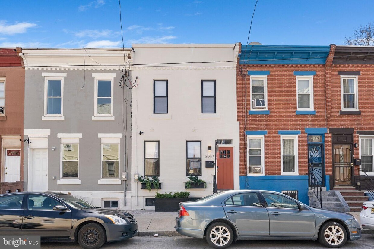 2030 Tasker St, Philadelphia, PA 19145 - Townhome Rentals in ...