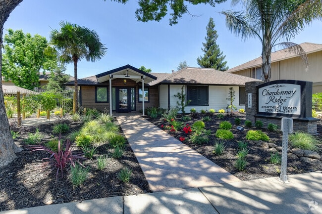 Brookdale Park Apartments for Rent with Wheelchair Access - Modesto, CA ...