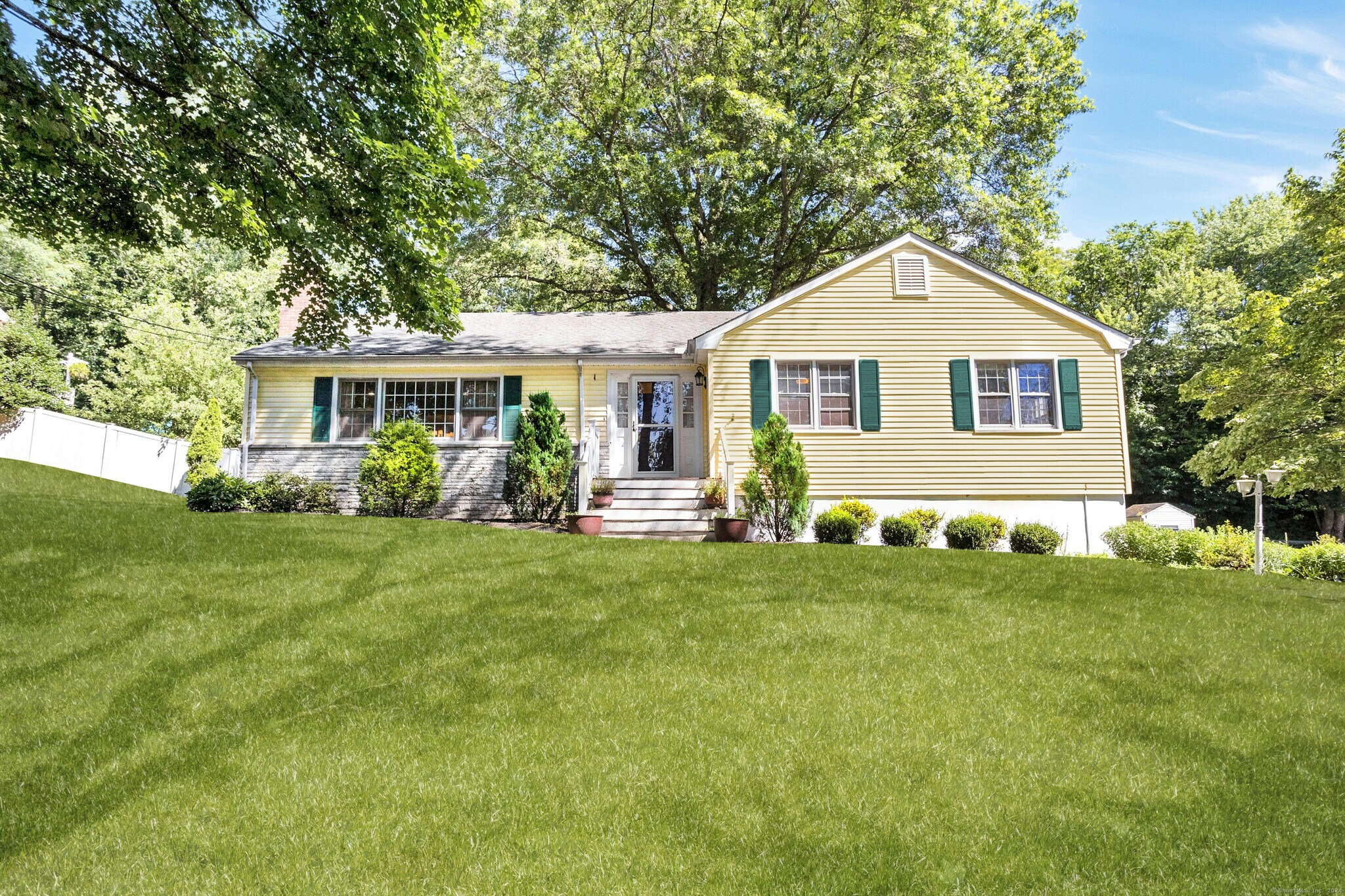 180 Weeping Willow Ln, Fairfield, CT 06825 - House Rental in Fairfield ...