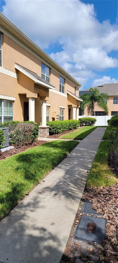 9750 Trumpet Vine Loop, Trinity, FL 34655 - Townhome Rentals in Trinity ...