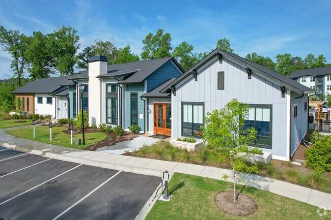 Broadstone Ingleside - 8400 Palmetto Commerce Pky Ladson, SC ...