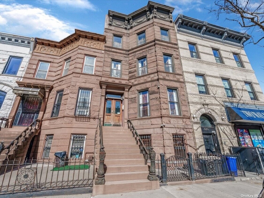 643 Decatur St Unit 1, Brooklyn, NY 11233 - Room for Rent in Brooklyn ...