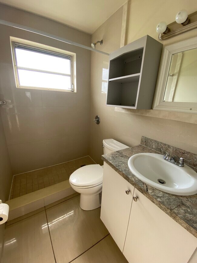 5165 W Flagler St Unit 5, Coral Gables, FL 33134 - 5165 W Flagler St ...