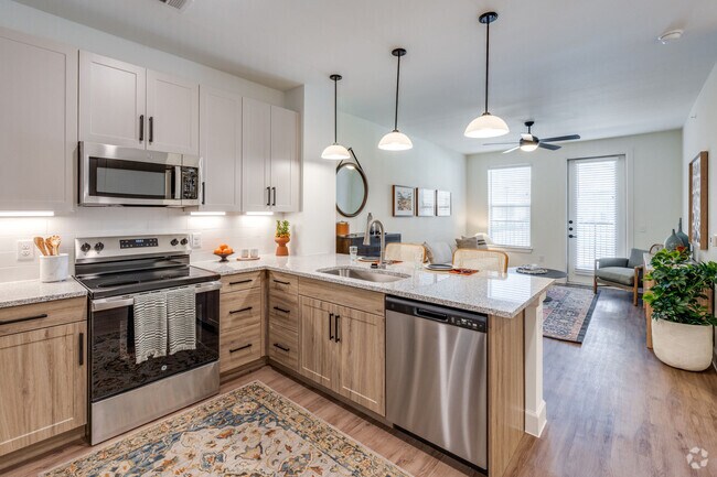 New Braunfels TX Studio Student Apartments for Rent