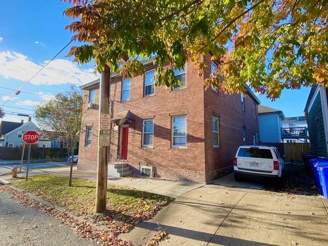 31 Constitution St Unit 1E, Bristol, RI 02809 - Apartments in Bristol ...