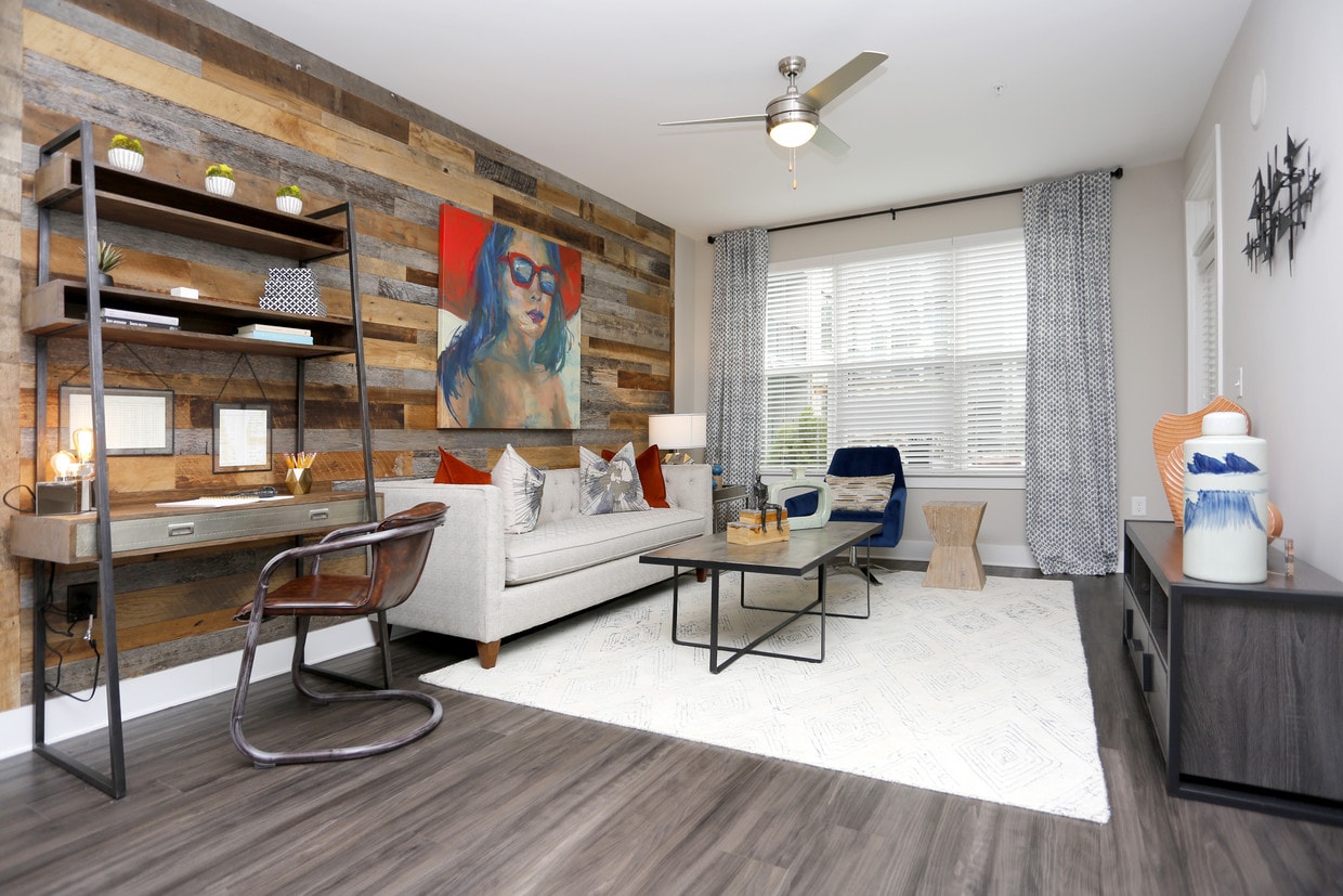 Lumen Grant Park Apartments