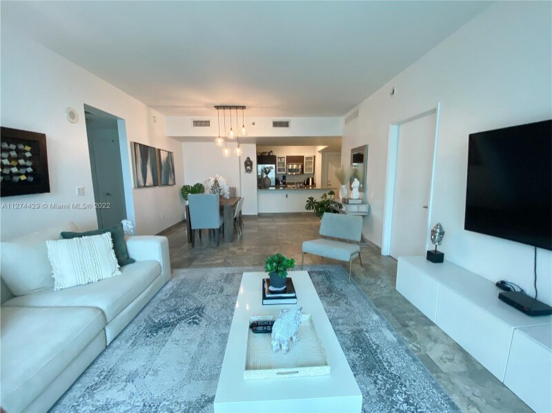 951 Brickell Ave Unit 0012, Miami, FL 33131 | Apartments.com